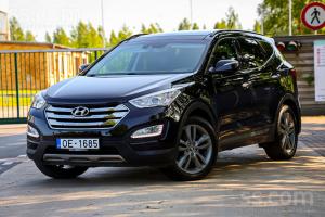 Black Hyundai Santa Fe 2013 in Jelgava, with an engine capacity of 2.20 L and mileage of 0 thousand km for 14800 €, photo 1 on AUTOMOTO.COM.LV