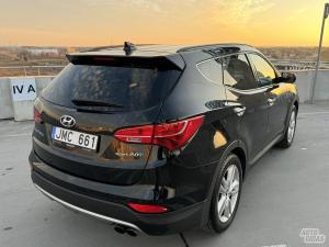 Black Hyundai Santa Fe 2013 in Vilnius, with an engine capacity of 2.00 L and mileage of 132 thousand km for 8500 €, photo 8 on AUTOMOTO.COM.LV