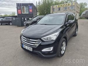 Черный Хендай Санта Фе 2013 в Рига, объемом двигателя 2.20 л и пробегом 296 тыс. км за 7990 €, фото  на AUTOMOTO.COM.LV