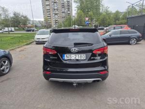 Черный Хендай Санта Фе 2013 в Рига, объемом двигателя 2.20 л и пробегом 296 тыс. км за 7990 €, фото 8 на AUTOMOTO.COM.LV
