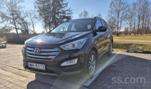 Melns Hyundai Santa Fe 2013 Rīga, ar dzinēja tilpumu 2.20 L un nobraukumu 242 tūkst. km par 8900 €, foto 5 vietnē AUTOMOTO.COM.LV