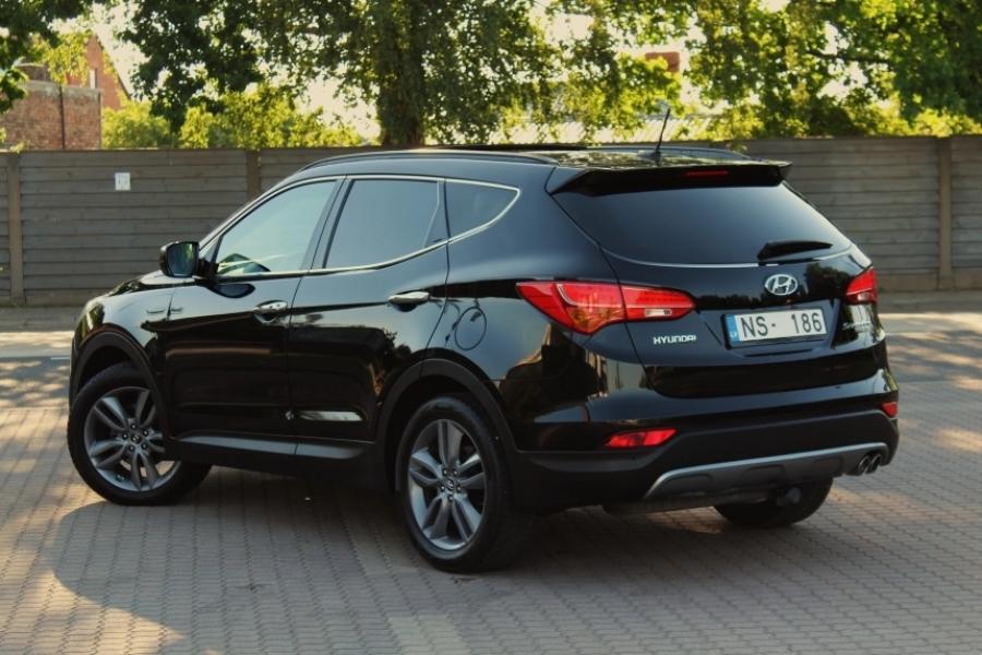 Melns Hyundai Santa Fe 2013 Rīga, ar dzinēja tilpumu 2.20 L un nobraukumu 184 tūkst. km par 13700 €, foto 11 vietnē AUTOMOTO.COM.LV