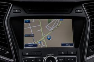 Melns Hyundai Santa Fe 2013 Rīga, ar dzinēja tilpumu 2.20 L un nobraukumu 184 tūkst. km par 13700 €, foto 25 vietnē AUTOMOTO.COM.LV