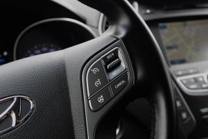 Melns Hyundai Santa Fe 2013 Rīga, ar dzinēja tilpumu 2.20 L un nobraukumu 184 tūkst. km par 13700 €, foto 30 vietnē AUTOMOTO.COM.LV