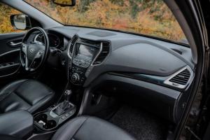 Melns Hyundai Santa Fe 2013 Rīga, ar dzinēja tilpumu 2.20 L un nobraukumu 184 tūkst. km par 13700 €, foto 33 vietnē AUTOMOTO.COM.LV