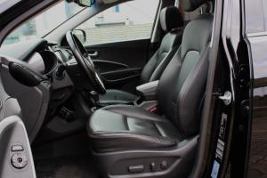 Melns Hyundai Santa Fe 2013 Rīga, ar dzinēja tilpumu 2.20 L un nobraukumu 184 tūkst. km par 13700 €, foto 39 vietnē AUTOMOTO.COM.LV