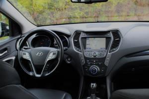 Melns Hyundai Santa Fe 2013 Rīga, ar dzinēja tilpumu 2.20 L un nobraukumu 184 tūkst. km par 13700 €, foto 47 vietnē AUTOMOTO.COM.LV