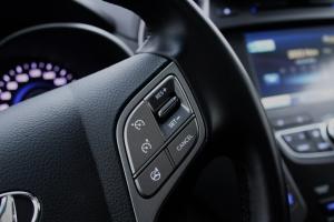 Melns Hyundai Santa Fe 2013 Rīga, ar dzinēja tilpumu 2.20 L un nobraukumu 184 tūkst. km par 13700 €, foto 49 vietnē AUTOMOTO.COM.LV