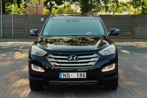 Melns Hyundai Santa Fe 2013 Rīga, ar dzinēja tilpumu 2.20 L un nobraukumu 184 tūkst. km par 13700 €, foto 55 vietnē AUTOMOTO.COM.LV
