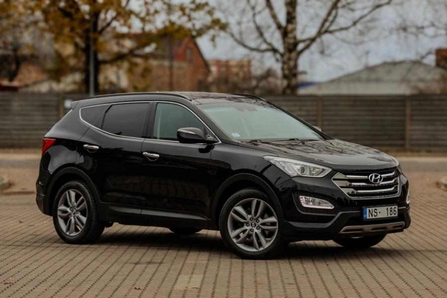Melns Hyundai Santa Fe 2013 Rīga, ar dzinēja tilpumu 2.20 L un nobraukumu 184 tūkst. km par 13700 €, foto 72 vietnē AUTOMOTO.COM.LV