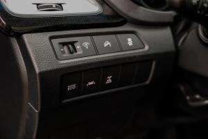 Melns Hyundai Santa Fe 2013 Rīga, ar dzinēja tilpumu 2.20 L un nobraukumu 184 tūkst. km par 13700 €, foto 86 vietnē AUTOMOTO.COM.LV