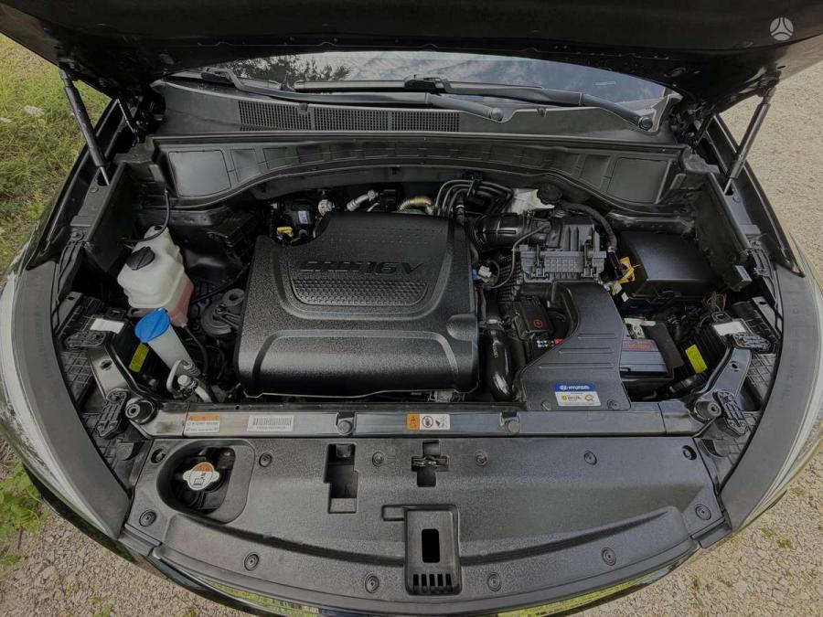 Melns Hyundai Santa Fe 2013 Šauļi, ar dzinēja tilpumu 2.19 L un nobraukumu 218 tūkst. km par 13650 €, foto 76 vietnē AUTOMOTO.COM.LV