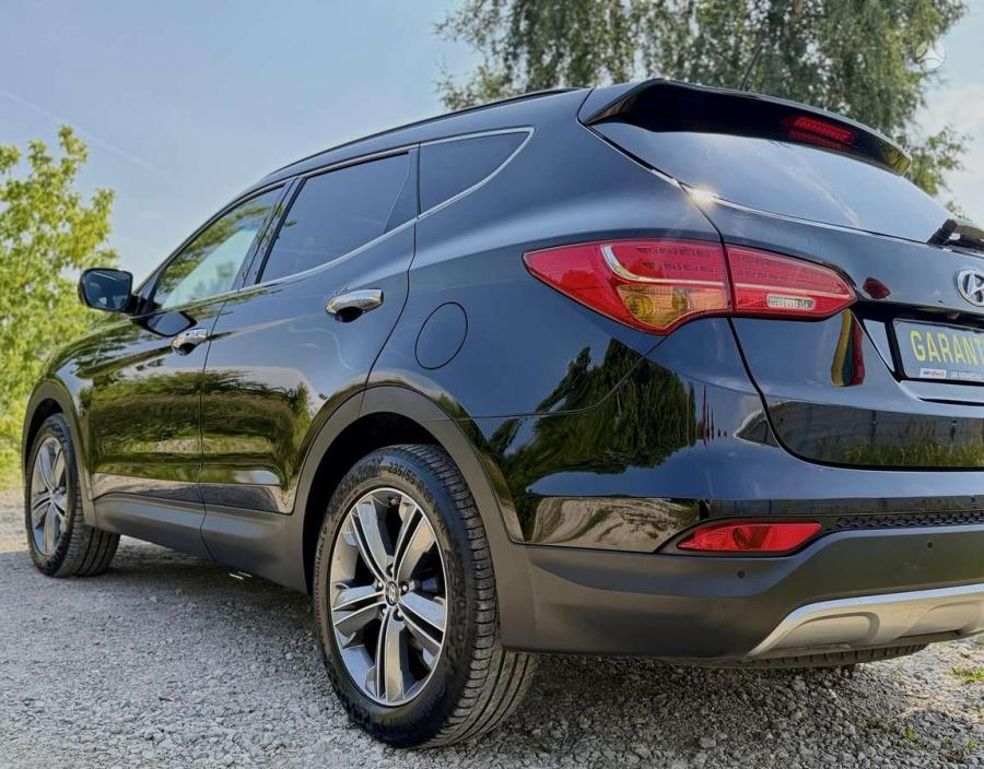 Melns Hyundai Santa Fe 2013 Šauļi, ar dzinēja tilpumu 2.19 L un nobraukumu 218 tūkst. km par 13650 €, foto 8 vietnē AUTOMOTO.COM.LV