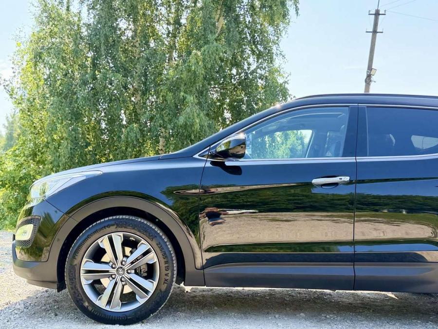 Melns Hyundai Santa Fe 2013 Šauļi, ar dzinēja tilpumu 2.19 L un nobraukumu 218 tūkst. km par 13650 €, foto 12 vietnē AUTOMOTO.COM.LV