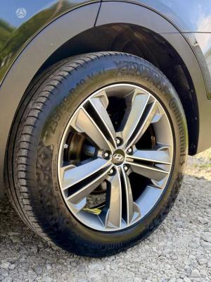 Melns Hyundai Santa Fe 2013 Šauļi, ar dzinēja tilpumu 2.19 L un nobraukumu 218 tūkst. km par 13650 €, foto 24 vietnē AUTOMOTO.COM.LV