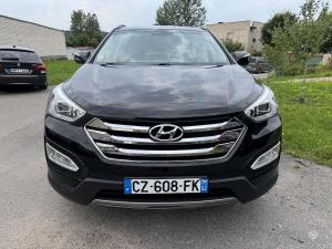Melns Hyundai Santa Fe 2013 Viļņa, ar dzinēja tilpumu 2.20 L un nobraukumu 250 tūkst. km par 8800 €, foto 3 vietnē AUTOMOTO.COM.LV