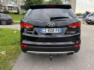 Melns Hyundai Santa Fe 2013 Viļņa, ar dzinēja tilpumu 2.20 L un nobraukumu 250 tūkst. km par 8800 €, foto 7 vietnē AUTOMOTO.COM.LV