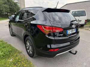 Melns Hyundai Santa Fe 2013 Viļņa, ar dzinēja tilpumu 2.20 L un nobraukumu 250 tūkst. km par 8800 €, foto 8 vietnē AUTOMOTO.COM.LV