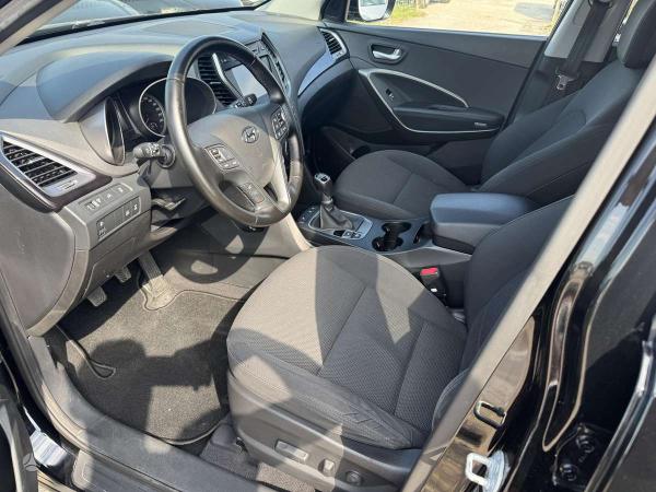 Melns Hyundai Santa Fe 2013 Viļņa, ar dzinēja tilpumu 2.20 L un nobraukumu 250 tūkst. km par 8800 €, foto 10 vietnē AUTOMOTO.COM.LV
