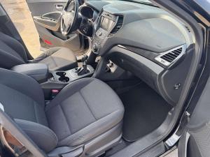 Melns Hyundai Santa Fe 2013 Viļņa, ar dzinēja tilpumu 2.20 L un nobraukumu 250 tūkst. km par 8800 €, foto 15 vietnē AUTOMOTO.COM.LV