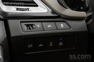 Black Hyundai Santa Fe 2013 in Riga, with an engine capacity of 2.20 L and mileage of 245 thousand km for 10990 €, photo 30 on AUTOMOTO.COM.LV