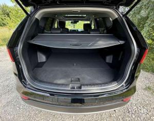Black Hyundai Santa Fe 2013 in Siauliai, with an engine capacity of 2.20 L and mileage of 218 thousand km for 13650 €, photo 49 on AUTOMOTO.COM.LV