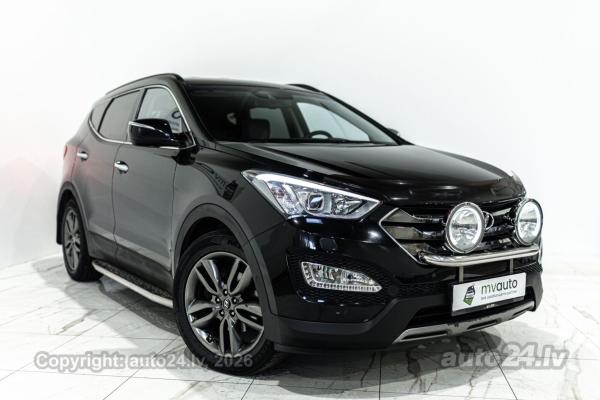 Black Hyundai Santa Fe 2013 in Tallinn, with an engine capacity of 2.20 L and mileage of 157 thousand km for 12500 €, photo 6 on AUTOMOTO.COM.LV