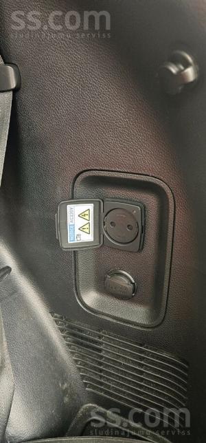 Melns Hyundai Santa Fe 2013 Jelgava, ar dzinēja tilpumu 2.20 L un nobraukumu 262 tūkst. km par 10800 €, foto 16 vietnē AUTOMOTO.COM.LV