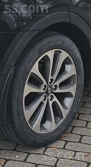 Melns Hyundai Santa Fe 2013 Jelgava, ar dzinēja tilpumu 2.20 L un nobraukumu 262 tūkst. km par 10800 €, foto 17 vietnē AUTOMOTO.COM.LV