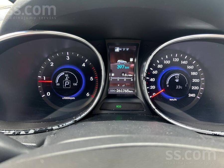 Melns Hyundai Santa Fe 2013 Jelgava, ar dzinēja tilpumu 2.20 L un nobraukumu 262 tūkst. km par 10800 €, foto 19 vietnē AUTOMOTO.COM.LV
