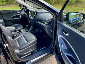 Melns Hyundai Santa Fe 2013 Biržai, ar dzinēja tilpumu 2.20 L un nobraukumu 259 tūkst. km par 8900 €, foto 8 vietnē AUTOMOTO.COM.LV