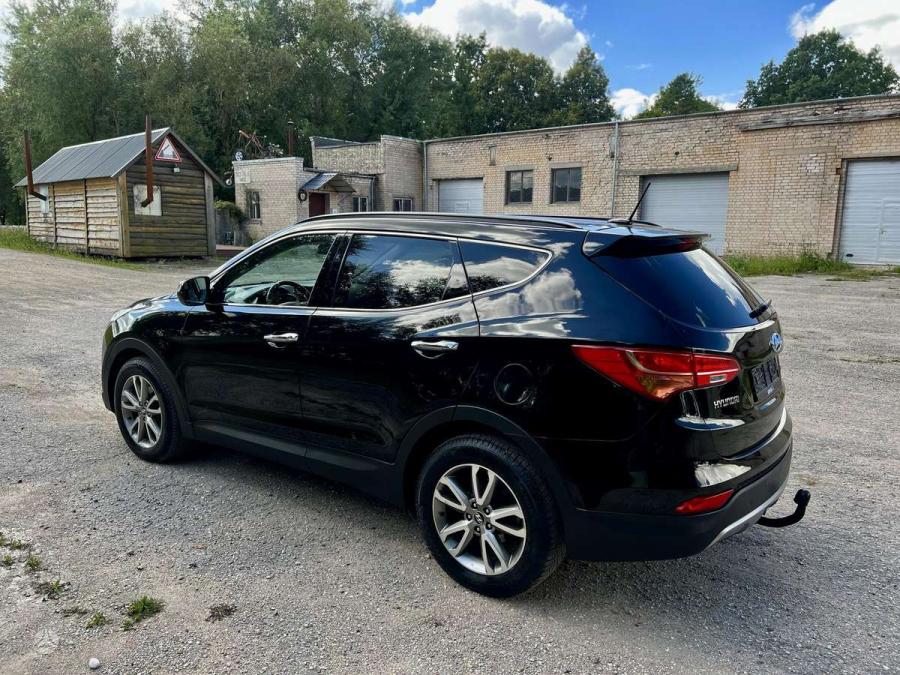 Melns Hyundai Santa Fe 2013 Biržai, ar dzinēja tilpumu 2.20 L un nobraukumu 259 tūkst. km par 8900 €, foto 12 vietnē AUTOMOTO.COM.LV