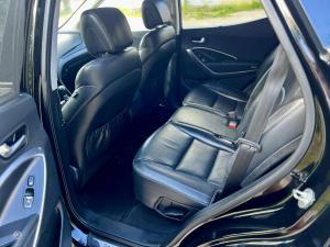 Melns Hyundai Santa Fe 2013 Biržai, ar dzinēja tilpumu 2.20 L un nobraukumu 259 tūkst. km par 8900 €, foto 28 vietnē AUTOMOTO.COM.LV