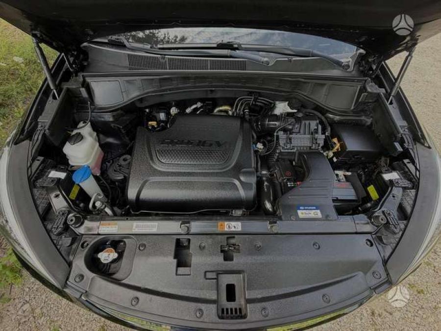 Melns Hyundai Santa Fe 2013 Šauļi, ar dzinēja tilpumu 2.20 L un nobraukumu 218 tūkst. km par 13650 €, foto 51 vietnē AUTOMOTO.COM.LV