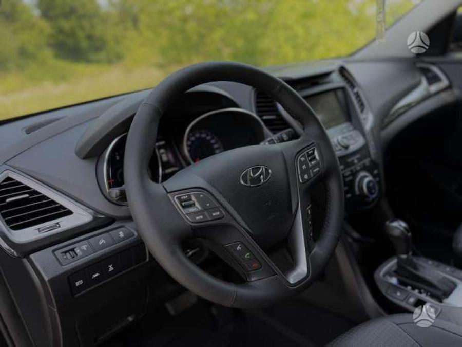 Melns Hyundai Santa Fe 2013 Šauļi, ar dzinēja tilpumu 2.20 L un nobraukumu 218 tūkst. km par 13650 €, foto 26 vietnē AUTOMOTO.COM.LV