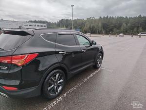 Черный Хендай Санта Фе 2013 в Вильнюс, объемом двигателя 2.20 л и пробегом 276 тыс. км за 7750 €, фото 5 на AUTOMOTO.COM.LV