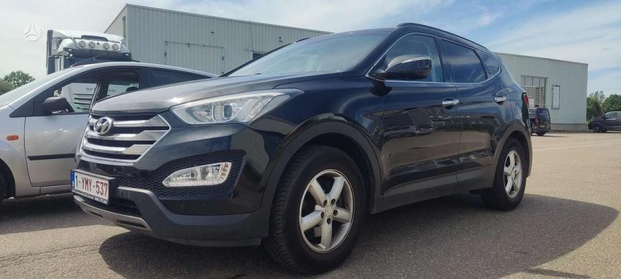 Melns Hyundai Santa Fe 2014 Kauņa, ar dzinēja tilpumu 2.20 L un nobraukumu 251 tūkst. km par 8600 €, foto 1 vietnē AUTOMOTO.COM.LV