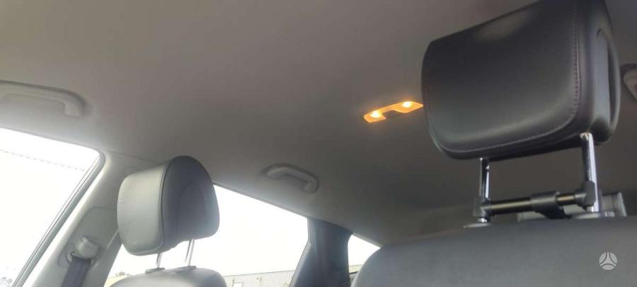 Melns Hyundai Santa Fe 2014 Kauņa, ar dzinēja tilpumu 2.20 L un nobraukumu 251 tūkst. km par 8600 €, foto 16 vietnē AUTOMOTO.COM.LV