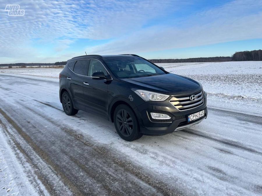 Melns Hyundai Santa Fe 2015 Klaipėda, ar dzinēja tilpumu 2.20 L un nobraukumu 280 tūkst. km par 11000 €, foto 3 vietnē AUTOMOTO.COM.LV
