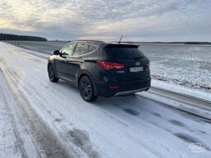 Melns Hyundai Santa Fe 2015 Klaipėda, ar dzinēja tilpumu 2.20 L un nobraukumu 280 tūkst. km par 11000 €, foto 5 vietnē AUTOMOTO.COM.LV