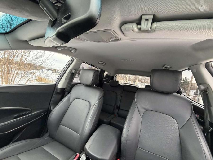 Melns Hyundai Santa Fe 2015 Šauļi, ar dzinēja tilpumu 2.20 L un nobraukumu 196 tūkst. km par 13750 €, foto 23 vietnē AUTOMOTO.COM.LV