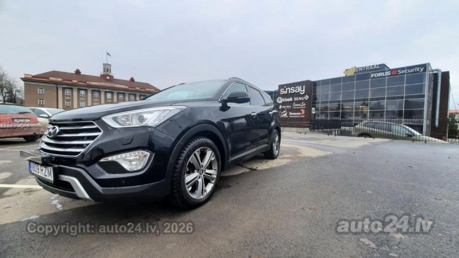 Melns Hyundai Santa Fe 2015 Jehvi, ar dzinēja tilpumu 2.20 L un nobraukumu 190 tūkst. km par 12500 €, foto 4 vietnē AUTOMOTO.COM.LV