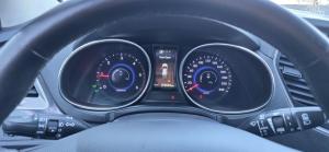 Black Hyundai Santa Fe 2015 in Siauliai, with an engine capacity of 2.00 L and mileage of 194 thousand km for 10650 €, photo 15 on AUTOMOTO.COM.LV