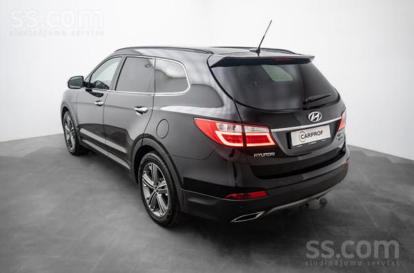 Melns Hyundai Santa Fe 2015 Rīga, ar dzinēja tilpumu 2.20 L un nobraukumu 191 tūkst. km par 14999 €, foto 6 vietnē AUTOMOTO.COM.LV