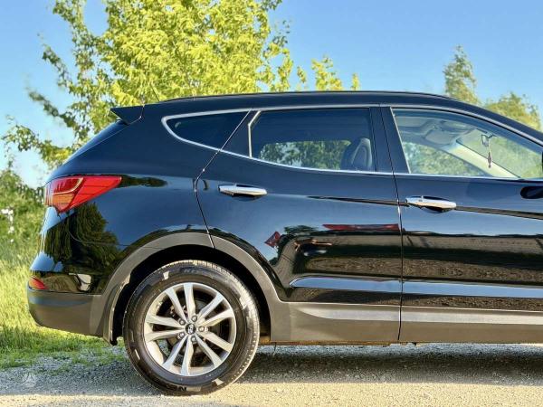 Melns Hyundai Santa Fe 2015 Šauļi, ar dzinēja tilpumu 2.20 L un nobraukumu 192 tūkst. km par 14999 €, foto 9 vietnē AUTOMOTO.COM.LV