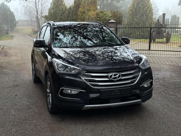 Melns Hyundai Santa Fe 2016 Viļņa, ar dzinēja tilpumu 2.20 L un nobraukumu 249 tūkst. km par 15500 €, foto 4 vietnē AUTOMOTO.COM.LV