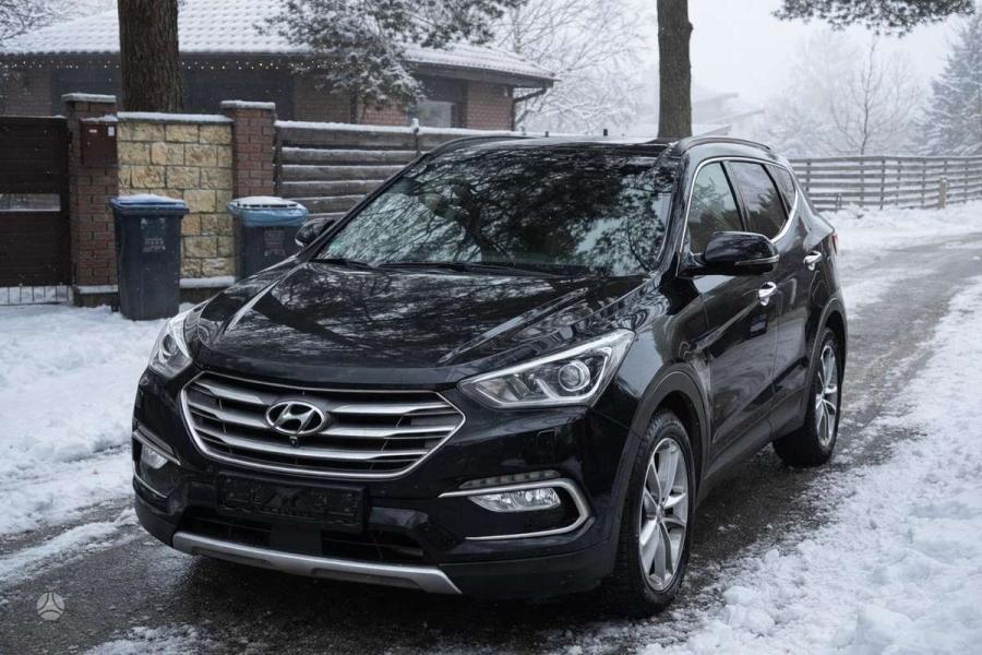 Melns Hyundai Santa Fe 2016 Viļņa, ar dzinēja tilpumu 2.20 L un nobraukumu 249 tūkst. km par 15000 €, foto 7 vietnē AUTOMOTO.COM.LV