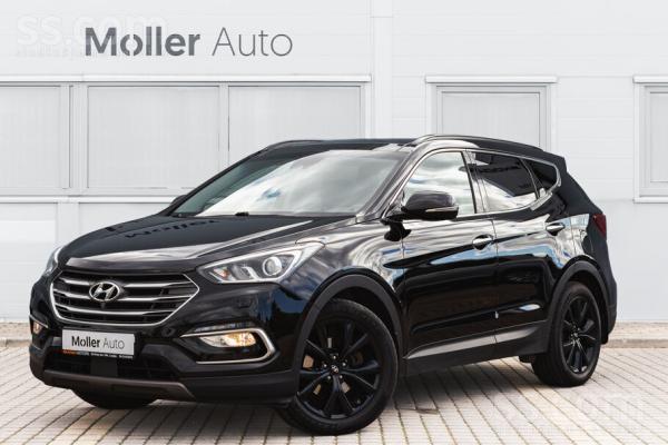 Black Hyundai Santa Fe 2016 in Ventspils, with an engine capacity of 2.20 L and mileage of 145 thousand km for 12300 €, photo 1 on AUTOMOTO.COM.LV