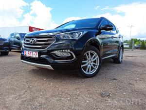 Black Hyundai Santa Fe 2017 in Daugavpils, with an engine capacity of 2.20 L and mileage of 0 thousand km for 14800 €, photo  on AUTOMOTO.COM.LV