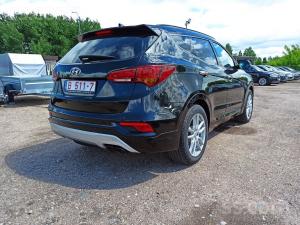 Melns Hyundai Santa Fe 2017 Daugavpils, ar dzinēja tilpumu 2.20 L un nobraukumu 0 tūkst. km par 14800 €, foto 8 vietnē AUTOMOTO.COM.LV